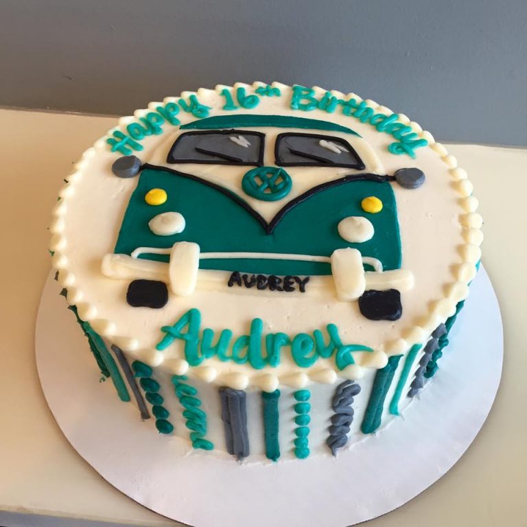 Volkswagen bus cake - Hayley Cakes and CookiesHayley Cakes and Cookies