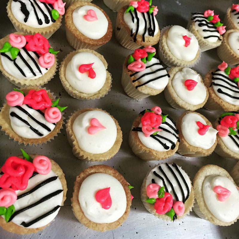 Custom Orders - Hayley Cakes and Cookies Hayley Cakes and Cookies