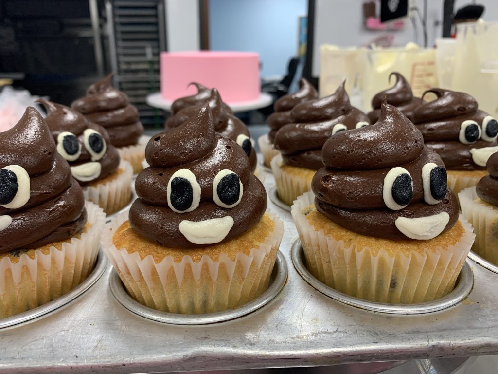poop emoji cupcakes - Hayley Cakes and Cookies Hayley Cakes and Cookies