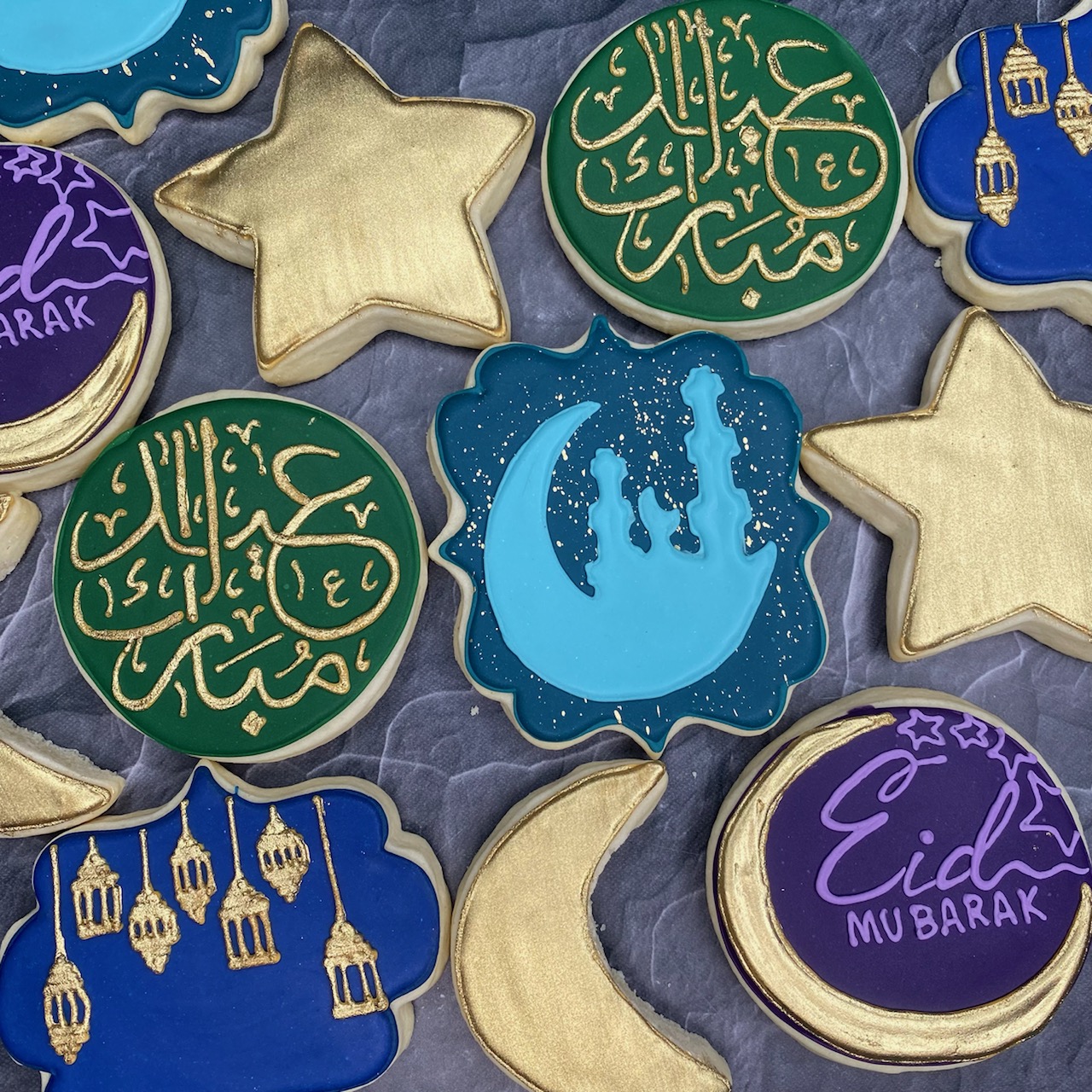 Custom Cookies and Cookie Sets by HayleyCakes and CookiesHayley Cakes ...