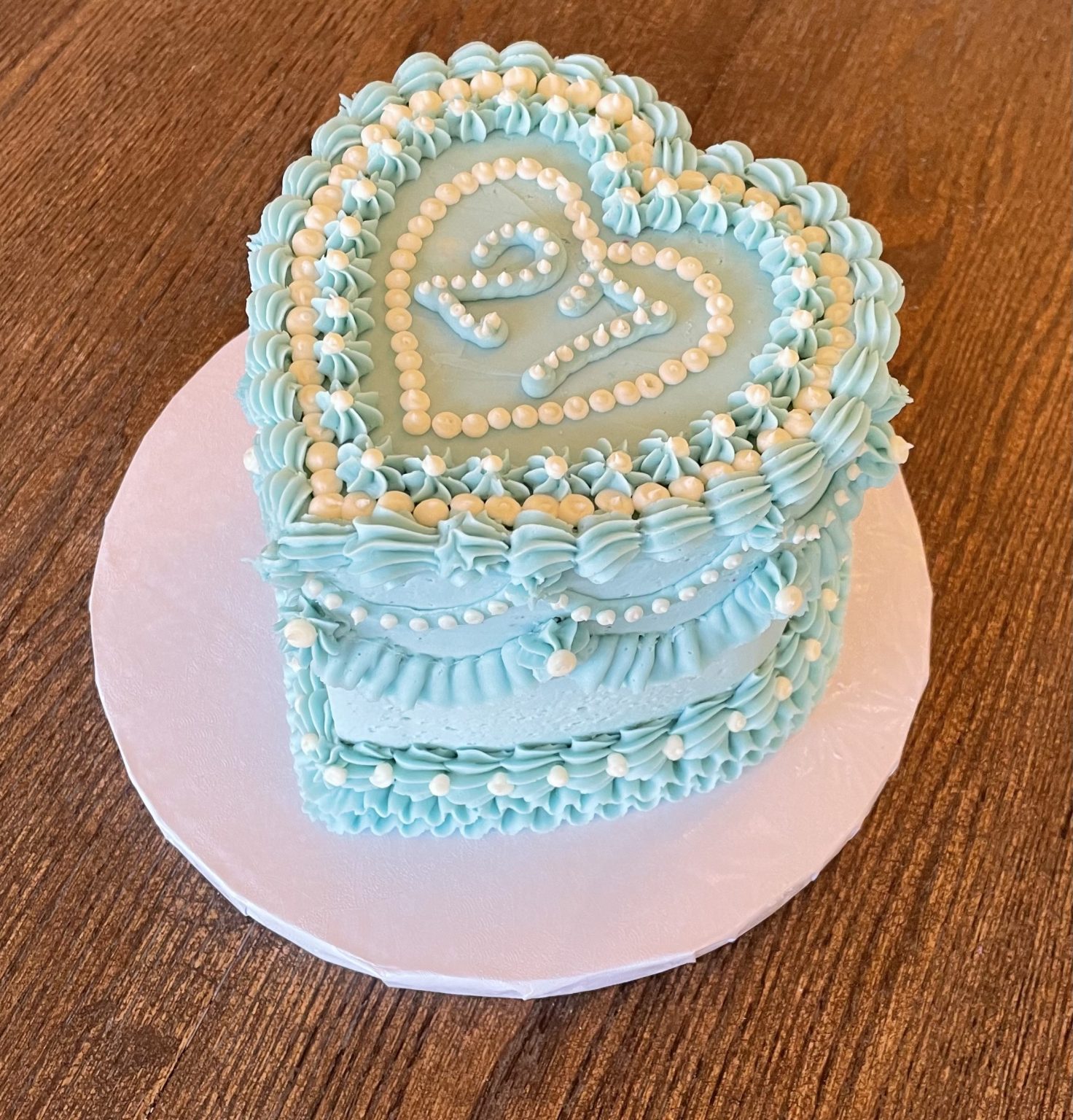 Vintage blue heart cake - Hayley Cakes and Cookies Hayley Cakes and Cookies