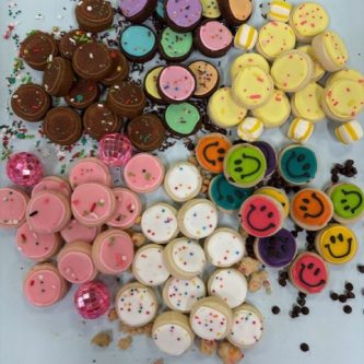 Pre-Designed Cookie Sets Products - Hayley Cakes and Cookies Hayley ...